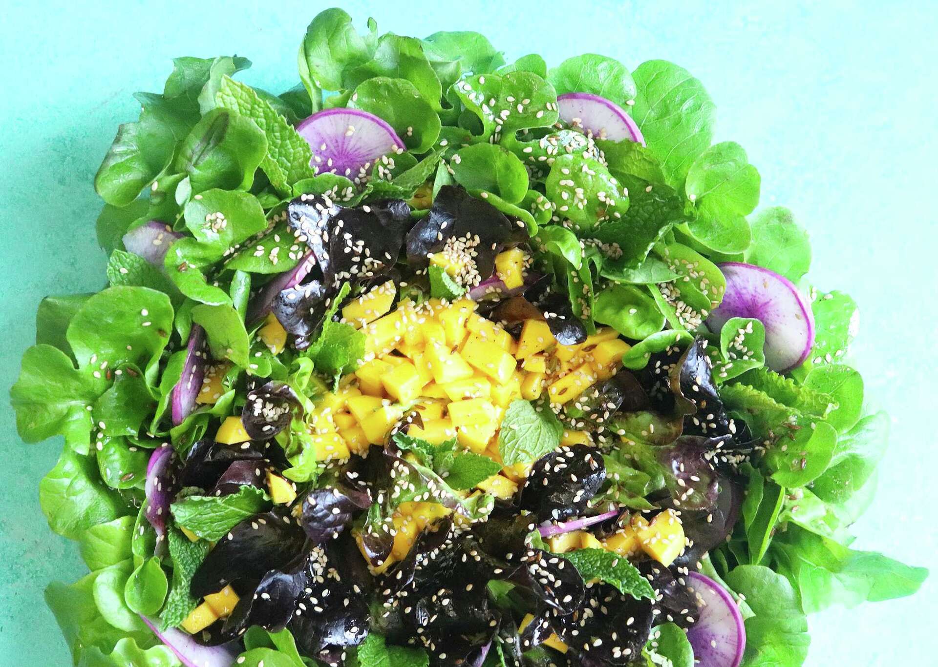 Recipe: Make a beautiful spring salad with Texas ingredients