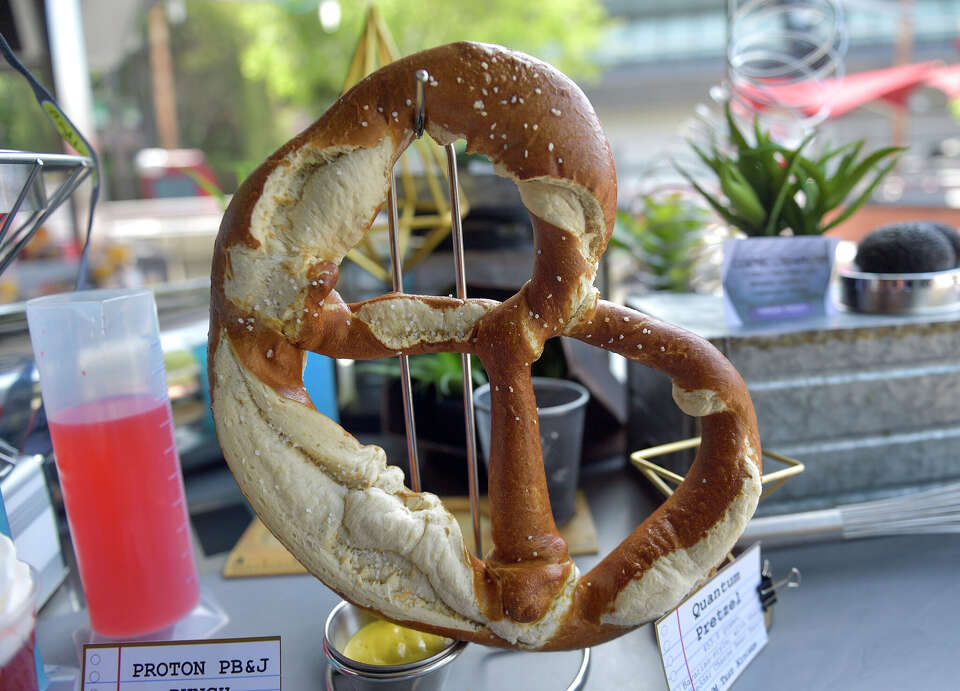 13 best budget-friendly Disneyland restaurants