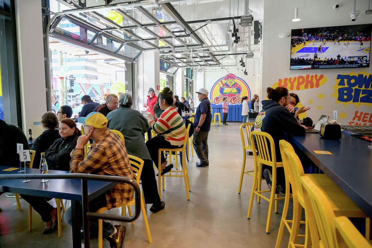 Señor Sisig has E-40's lumpia on the menu at new Oakland digs