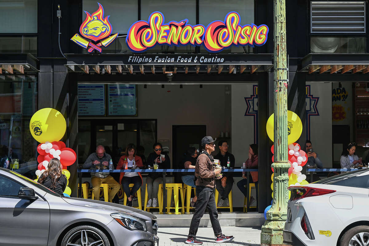 Señor Sisig has E-40's lumpia on the menu at new Oakland digs