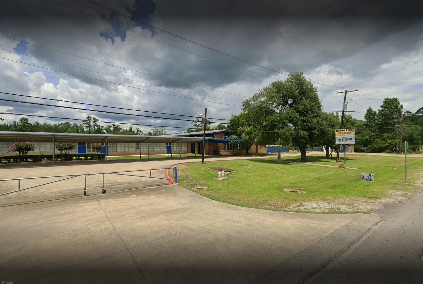 Lucas Pre-K Center to close due to substandard building condition