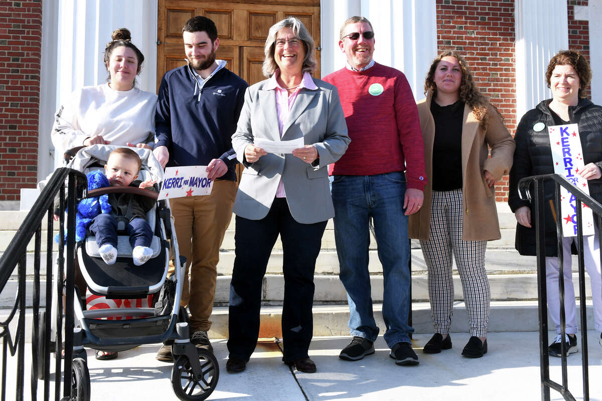 Milford registrar launches mayoral campaign