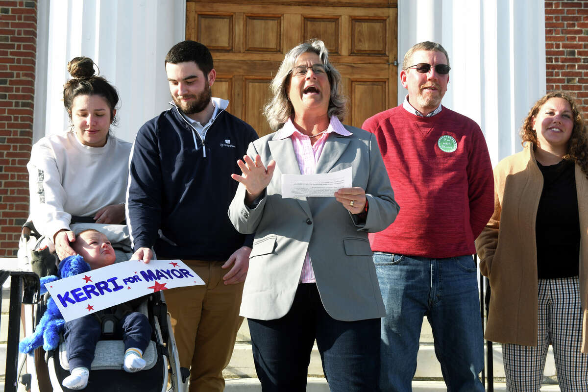 Milford registrar launches mayoral campaign