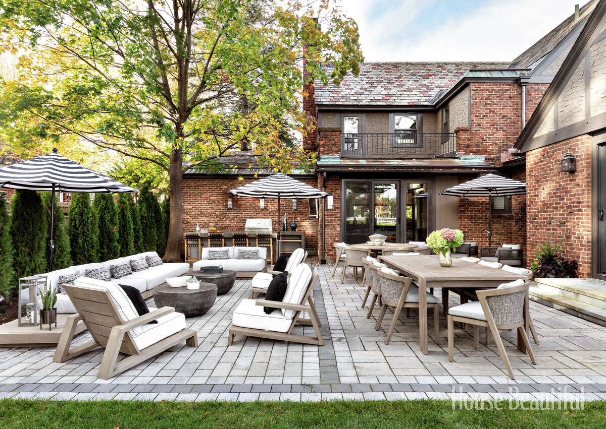 Bobby Flay shows off renovated Saratoga Springs vacation home Bobby Flay shows off renovated Saratoga Springs vacation home
