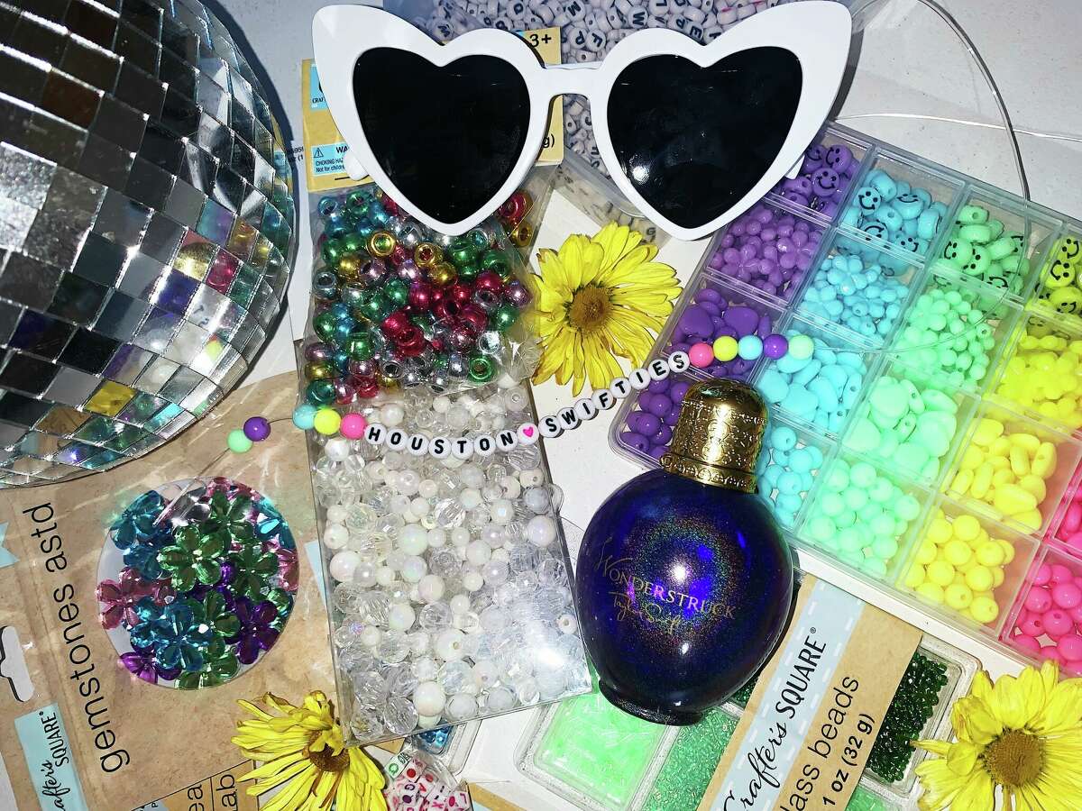 Houston Swifties band together to welcome Taylor Swift's Eras Tour