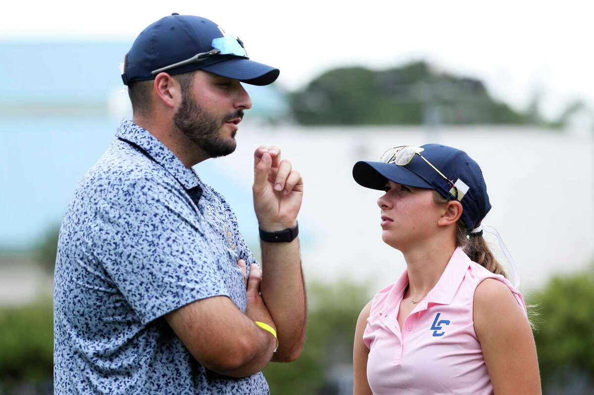Lake Creek wins first regional title; Montgomery extends state streak