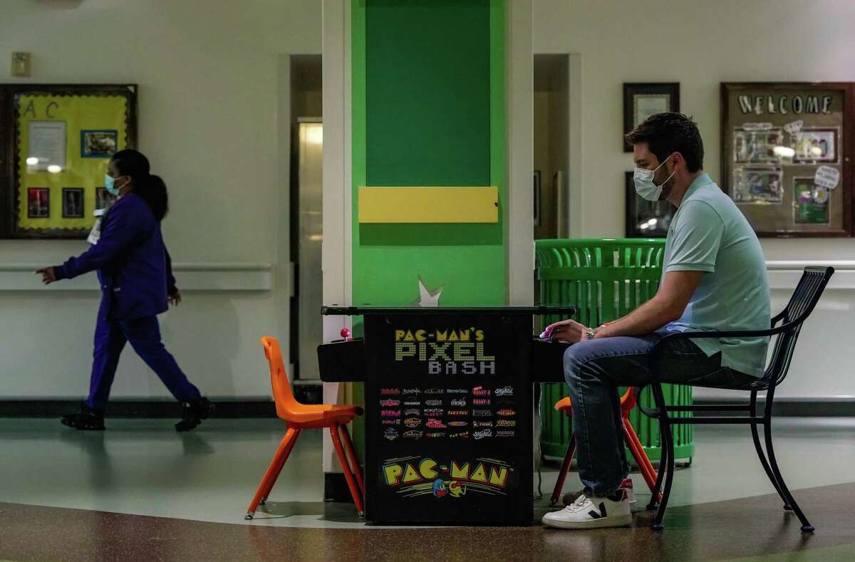 Texas twins with cerebral palsy receive innovative surgery in Houston