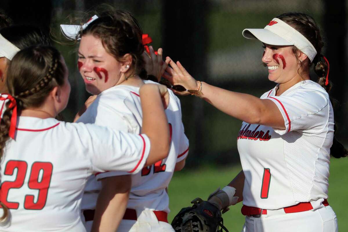 The Woodlands clinches share of 13-6A title with 12th straight win