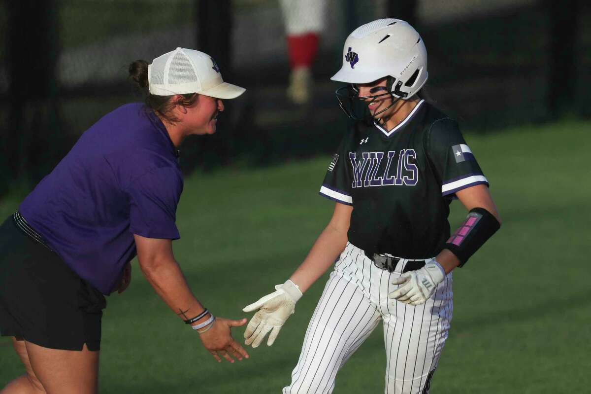 The Woodlands clinches share of 13-6A title with 12th straight win