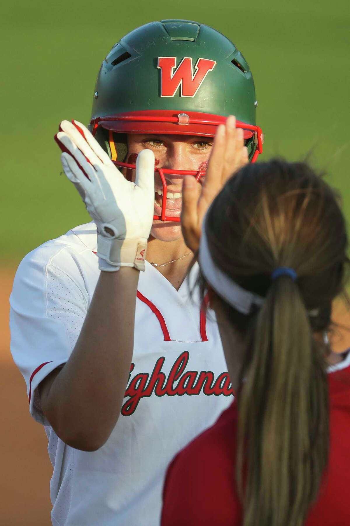 The Woodlands clinches share of 13-6A title with 12th straight win