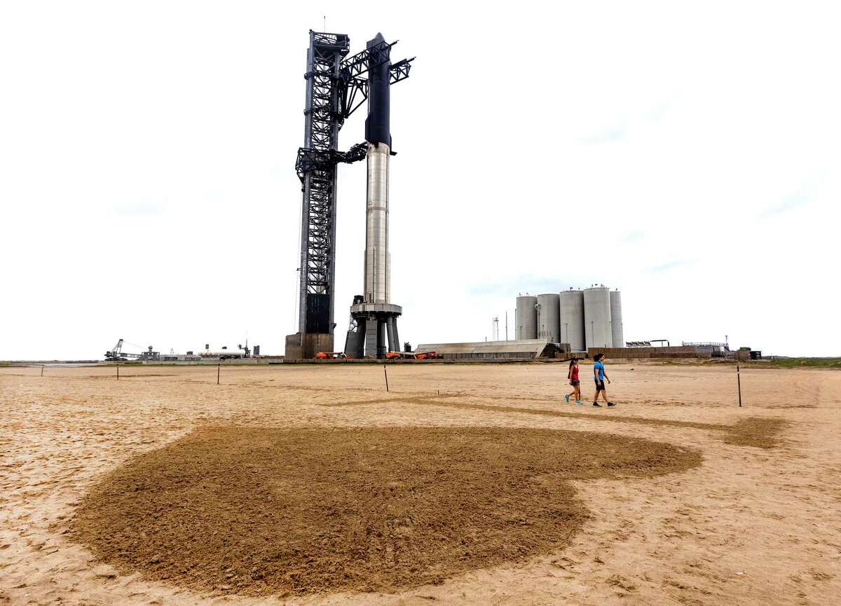 SpaceX having big impacts in South Texas, but raising big questions