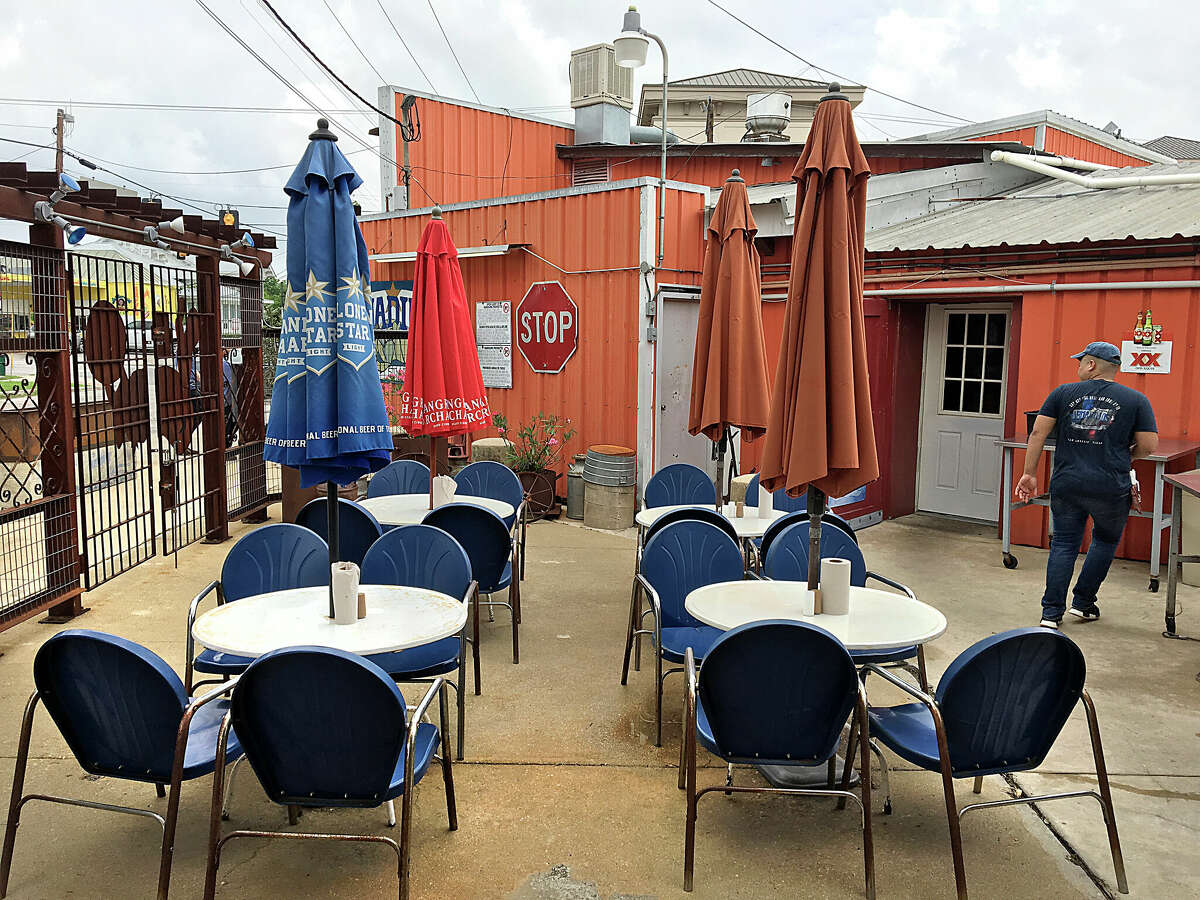 5 Texas-sized food challenges at San Antonio restaurants