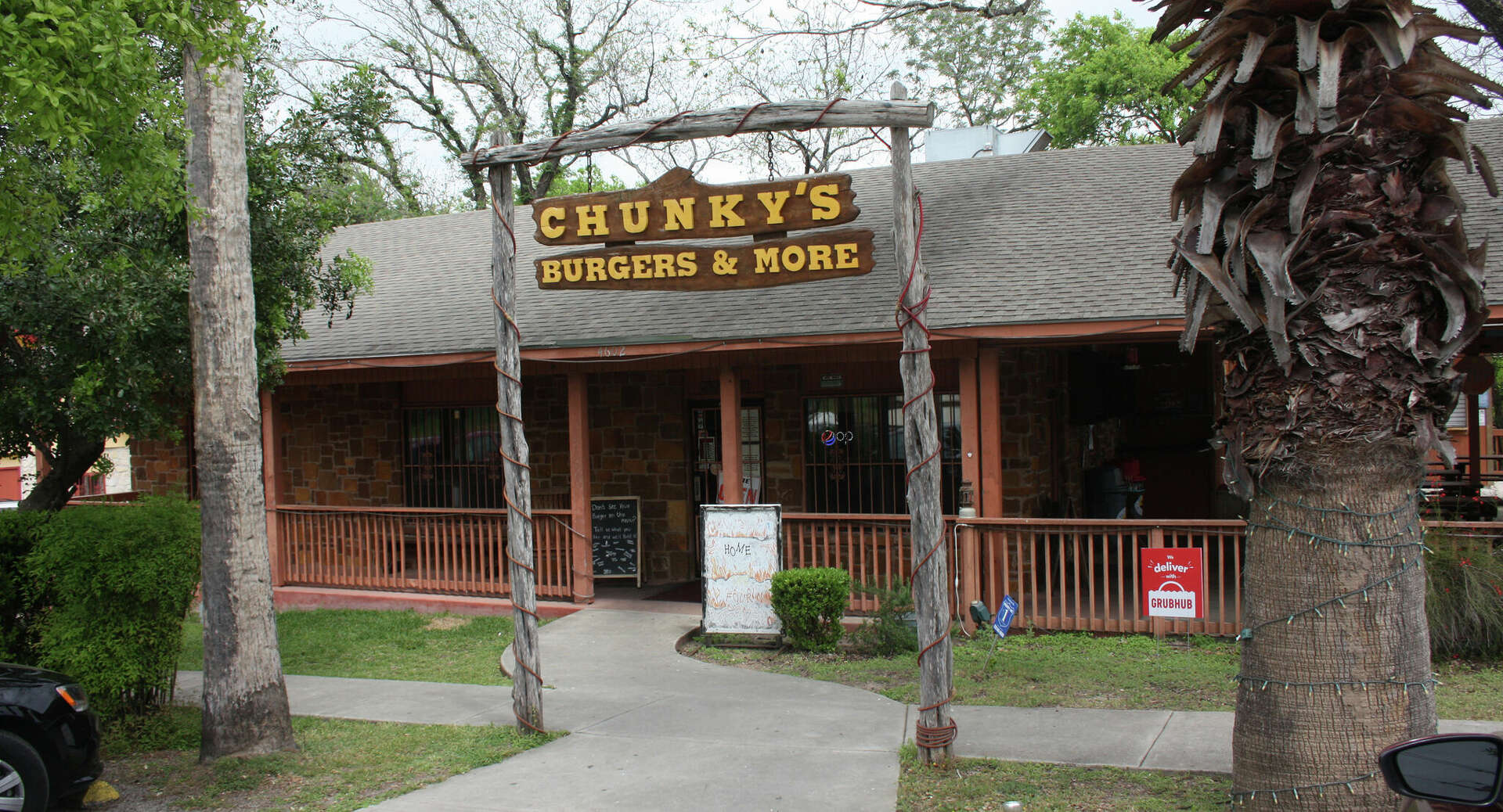 5 Texas-sized food challenges at San Antonio restaurants