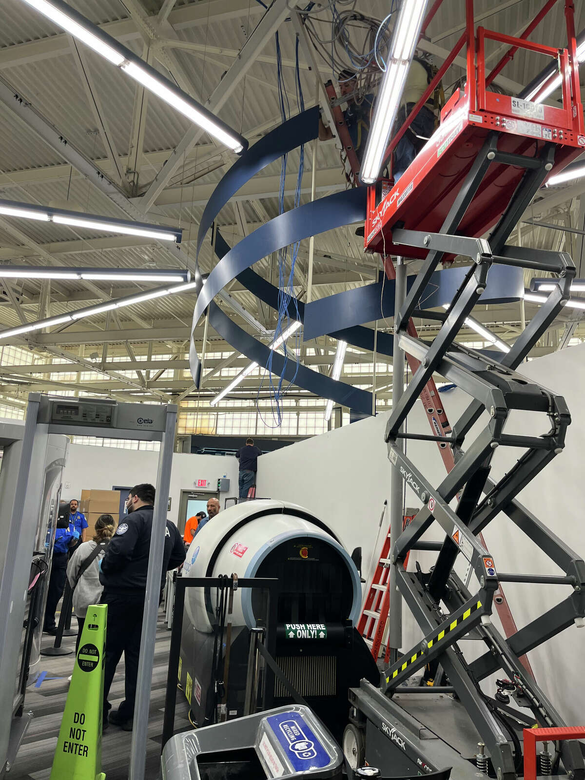 TSA installing new 3D CT scanners at Tweed New Haven Airport