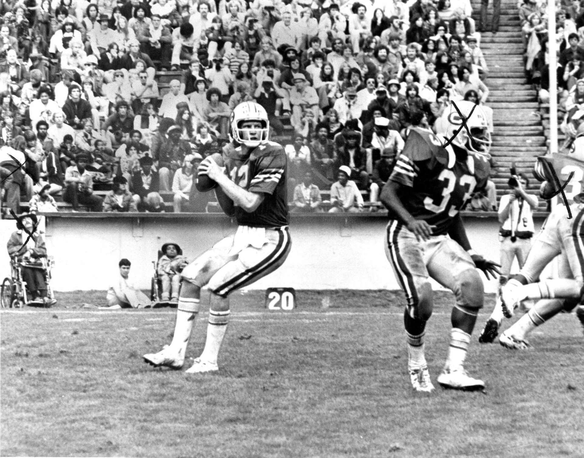 John Crumpacker, longtime Examiner and Chronicle sportswriter, dies