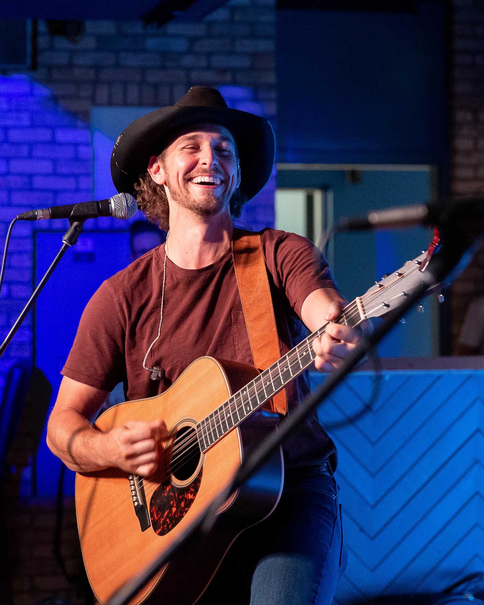 Canadian Country artist Ryan Lindsay releases introspective new album ...