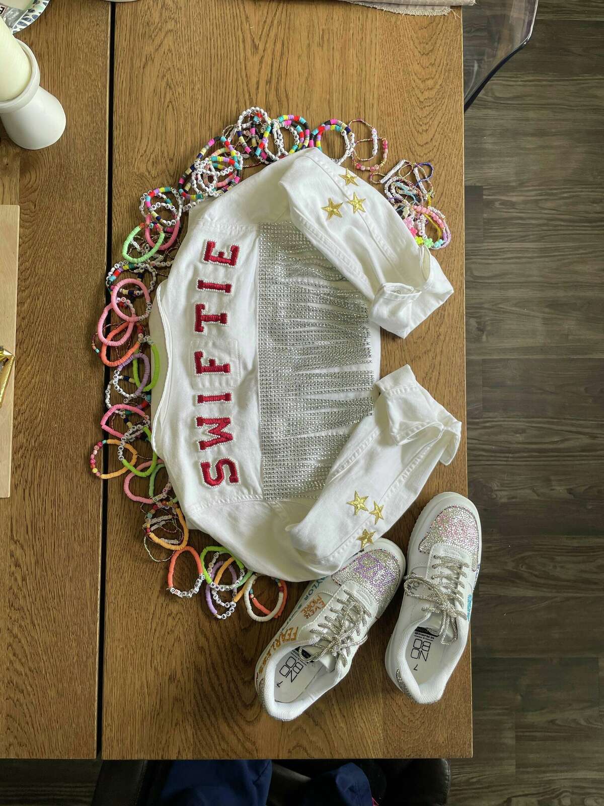 Houston Swifties band together to welcome Taylor Swift's Eras Tour