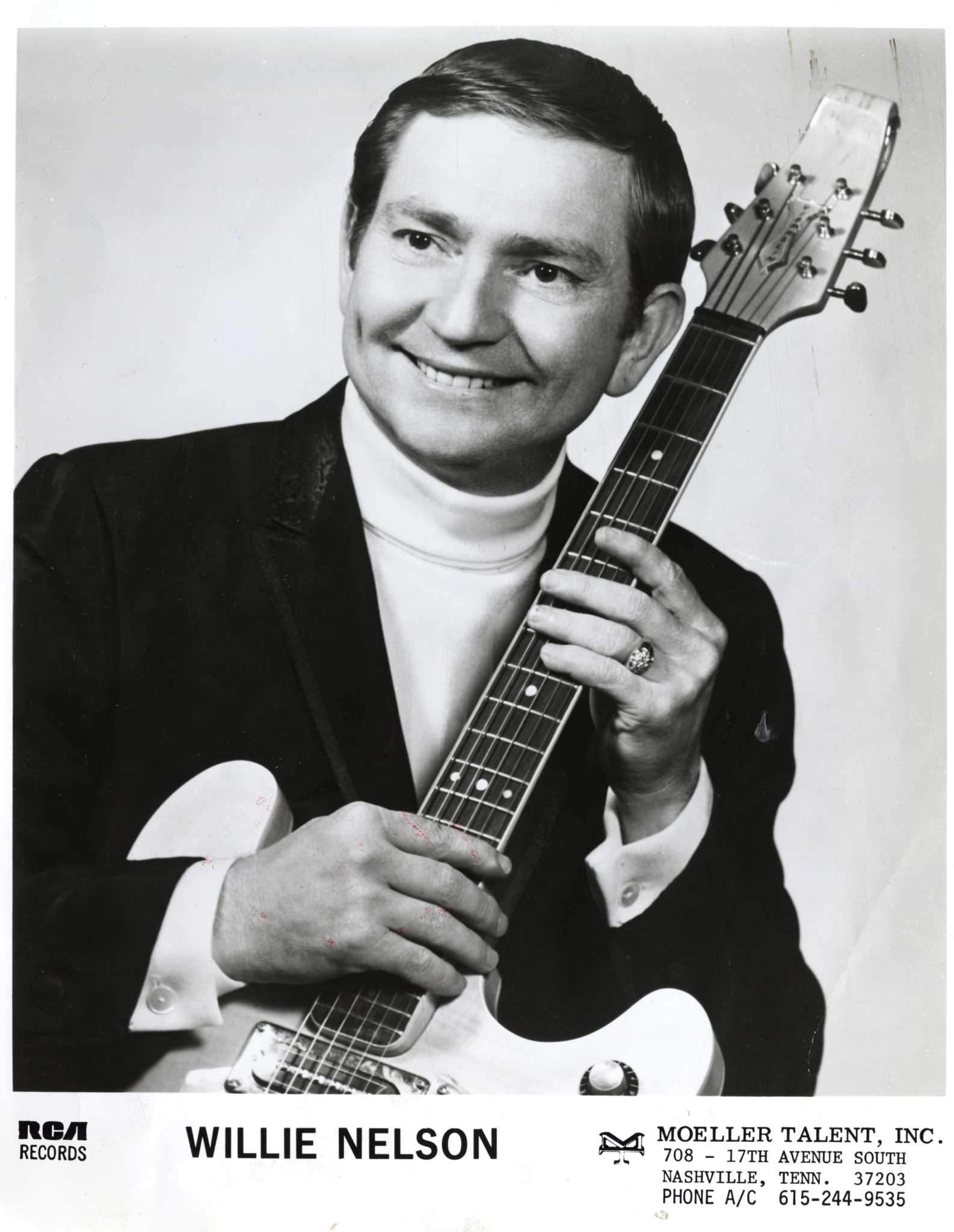 willie nelson clocks