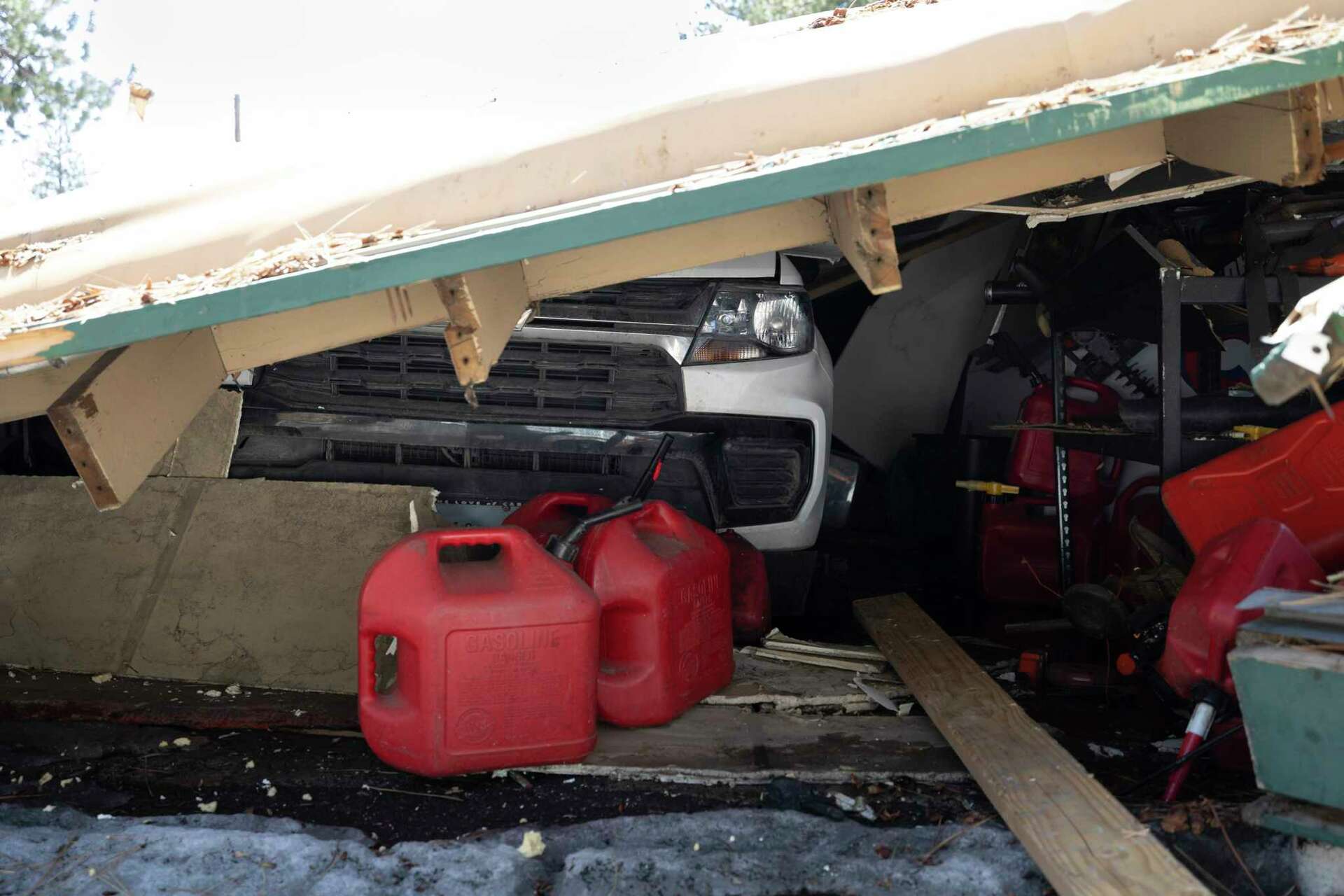 Tahoe’s historic winter leaves exploded homes, collapsed buildings