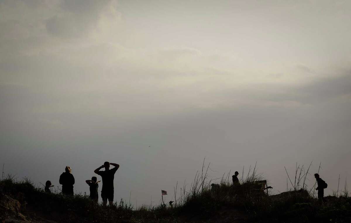 SpaceX rocket launch dazzles and divides spectators in Boca Chica
