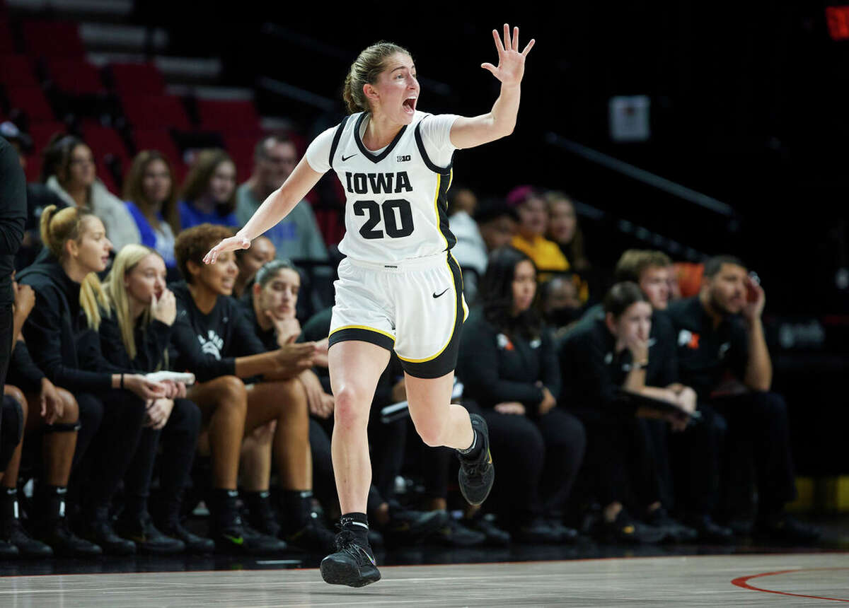 Real world can wait for Edwardsville graduate Kate Martin