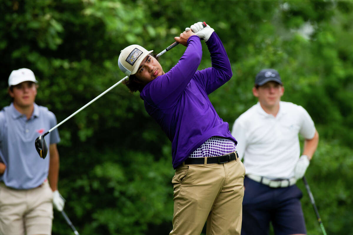 Houston area high school golf: Memorial wins Class 6A regional title