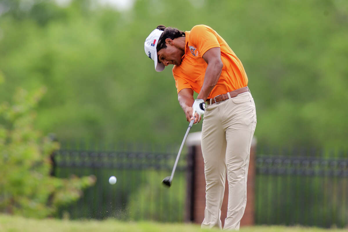 Houston area high school golf: Memorial wins Class 6A regional title