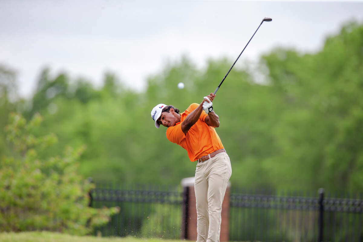 Houston area high school golf: Memorial wins Class 6A regional title