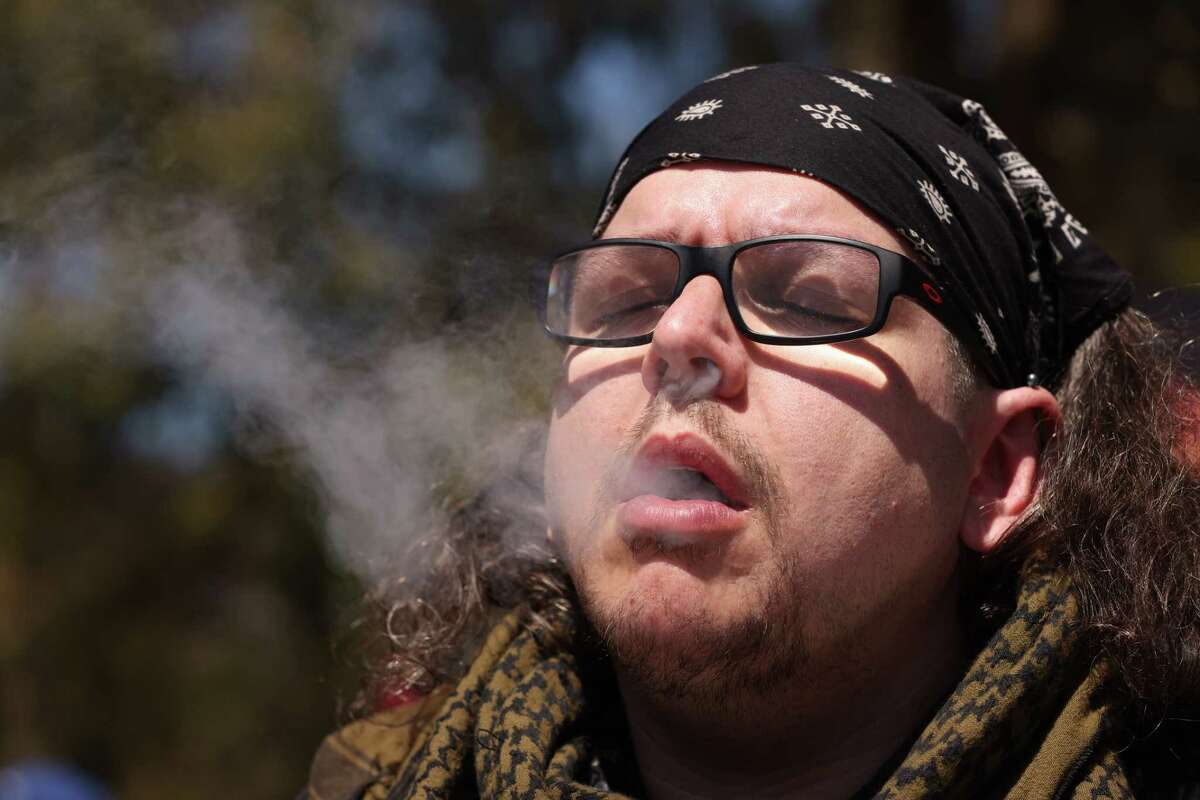S.F.’s 4/20 event brings huge crowds — and for neighbors, headaches