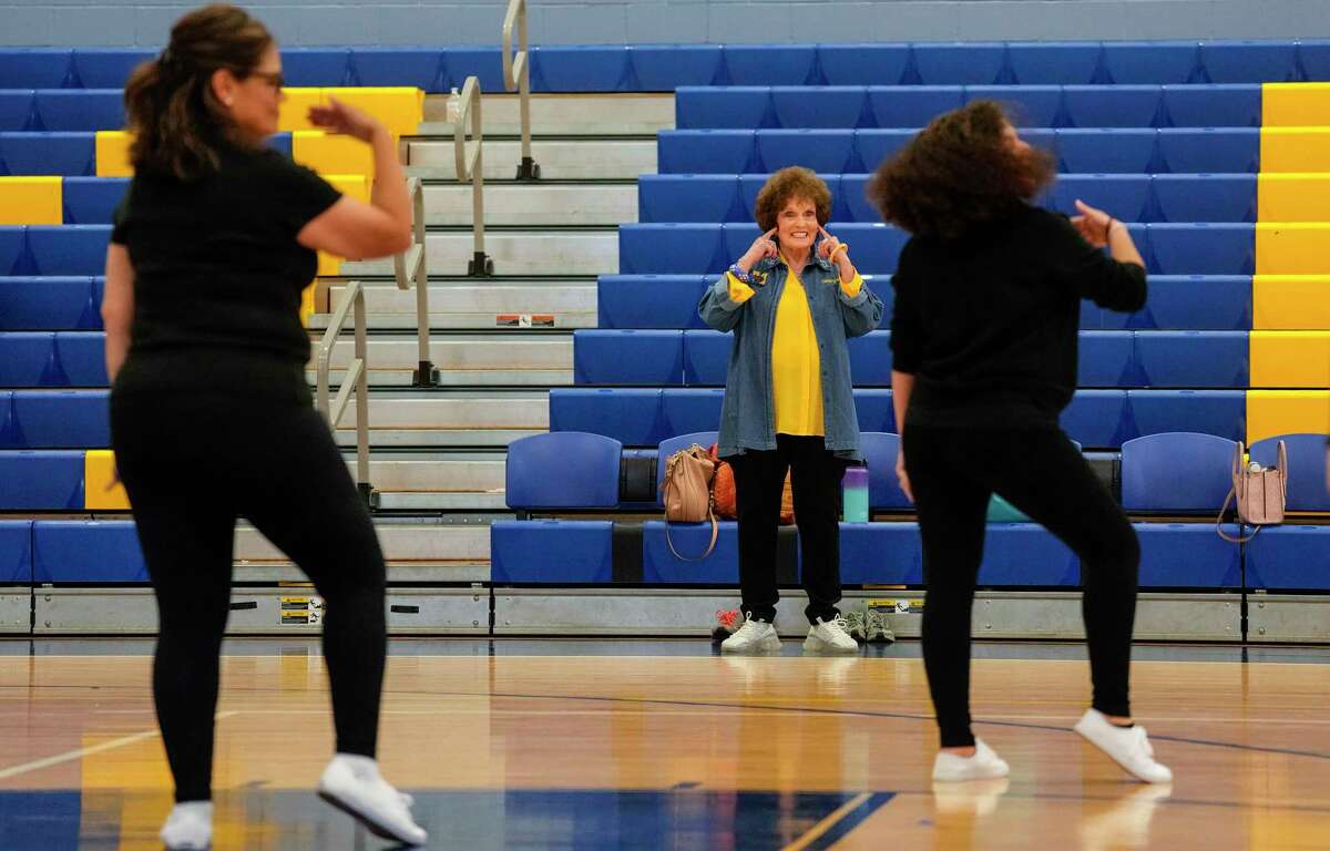 Sewing: Milby students, alumni carry on legacy of Cadettes drill team