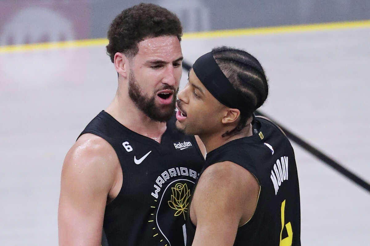 Steph Curry leads the way, but Warriors also need bench to produce