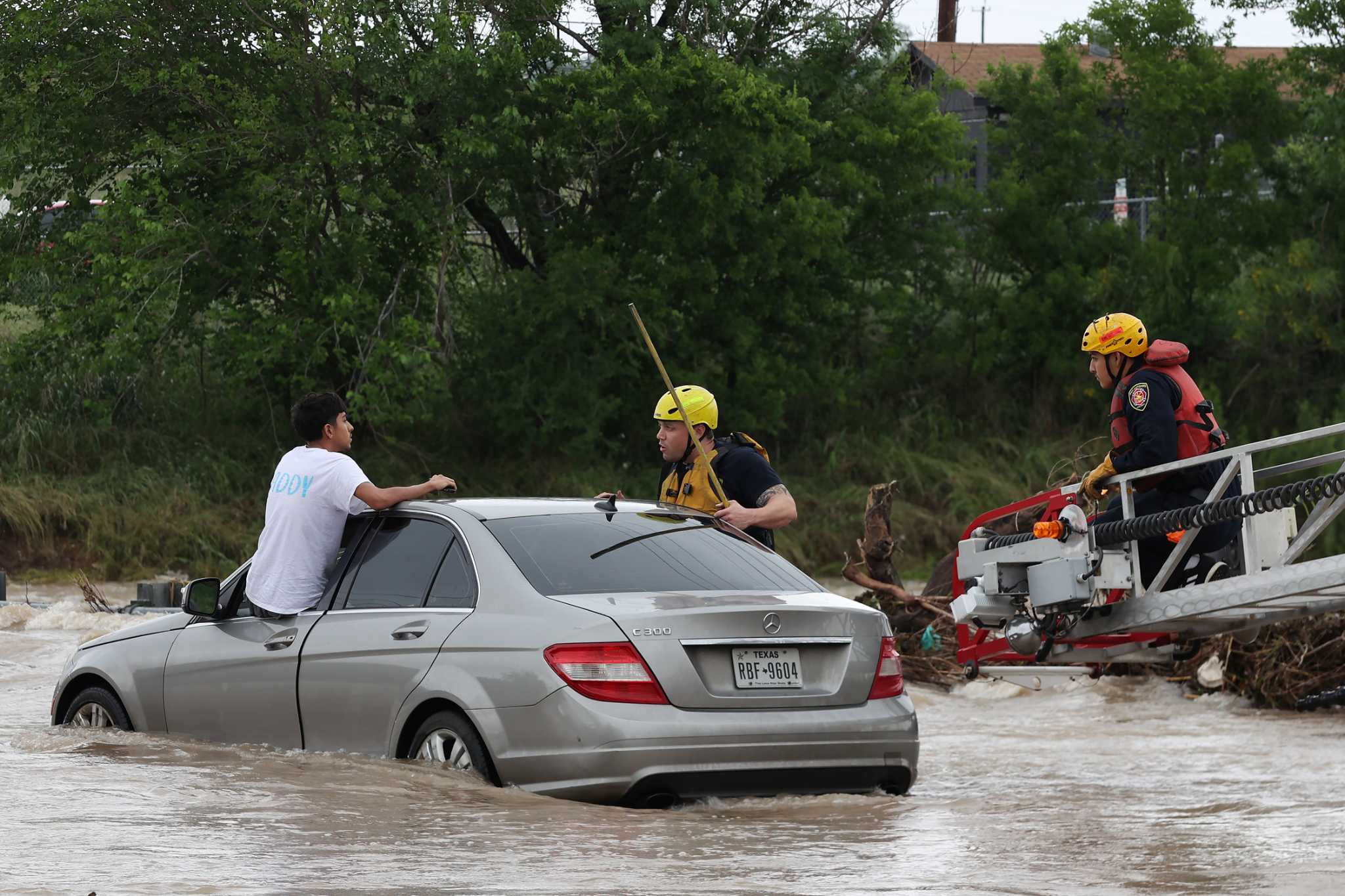 Heavy rains cause flash flooding, drop hail on parts of S.A.