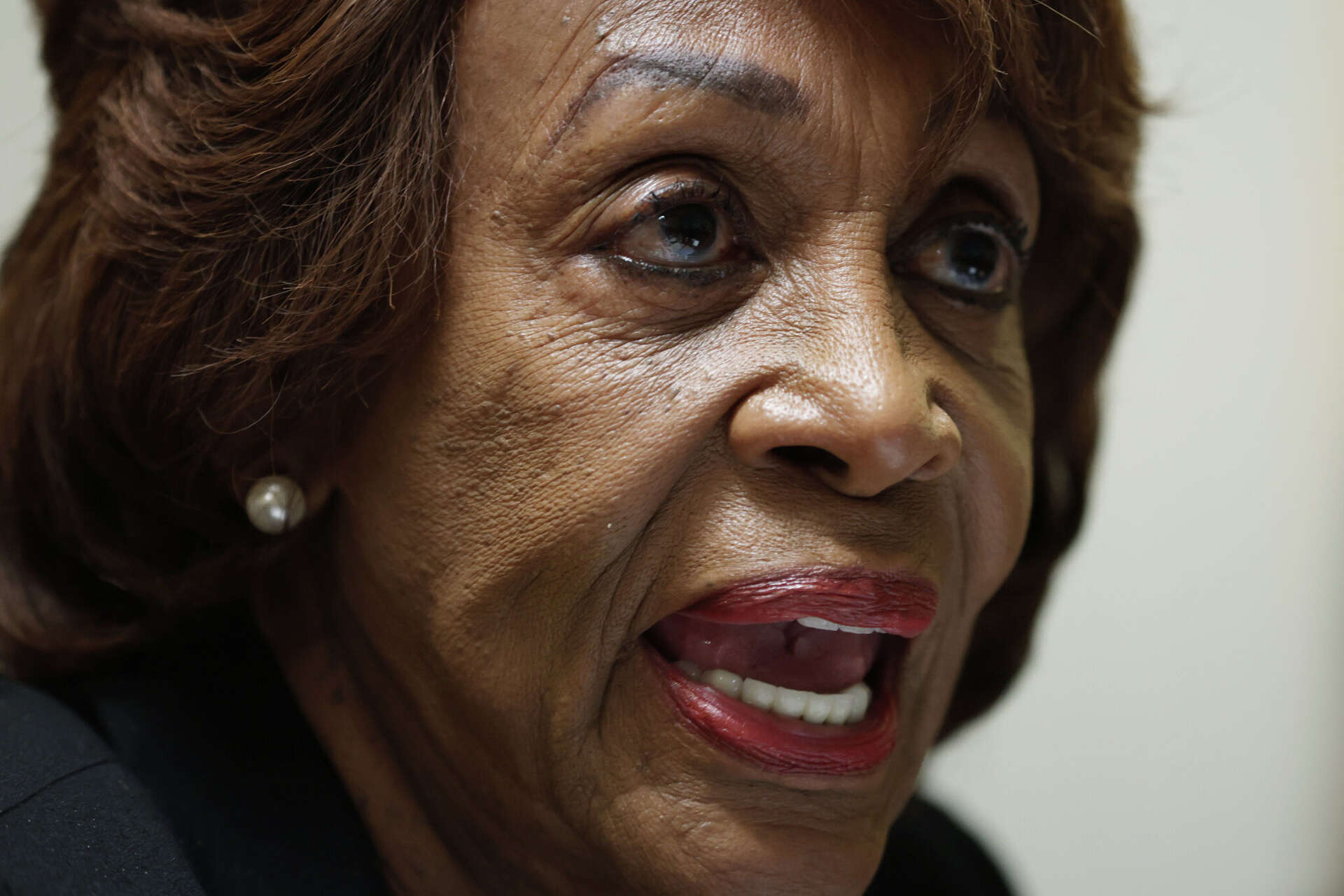 Houston man arrested for death threats to Rep. Maxine Waters
