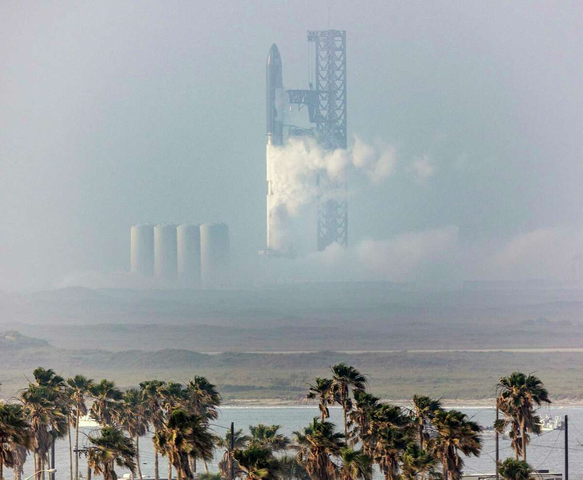 SpaceX's Starship launch elevates environmental risks: Brandon Lingle