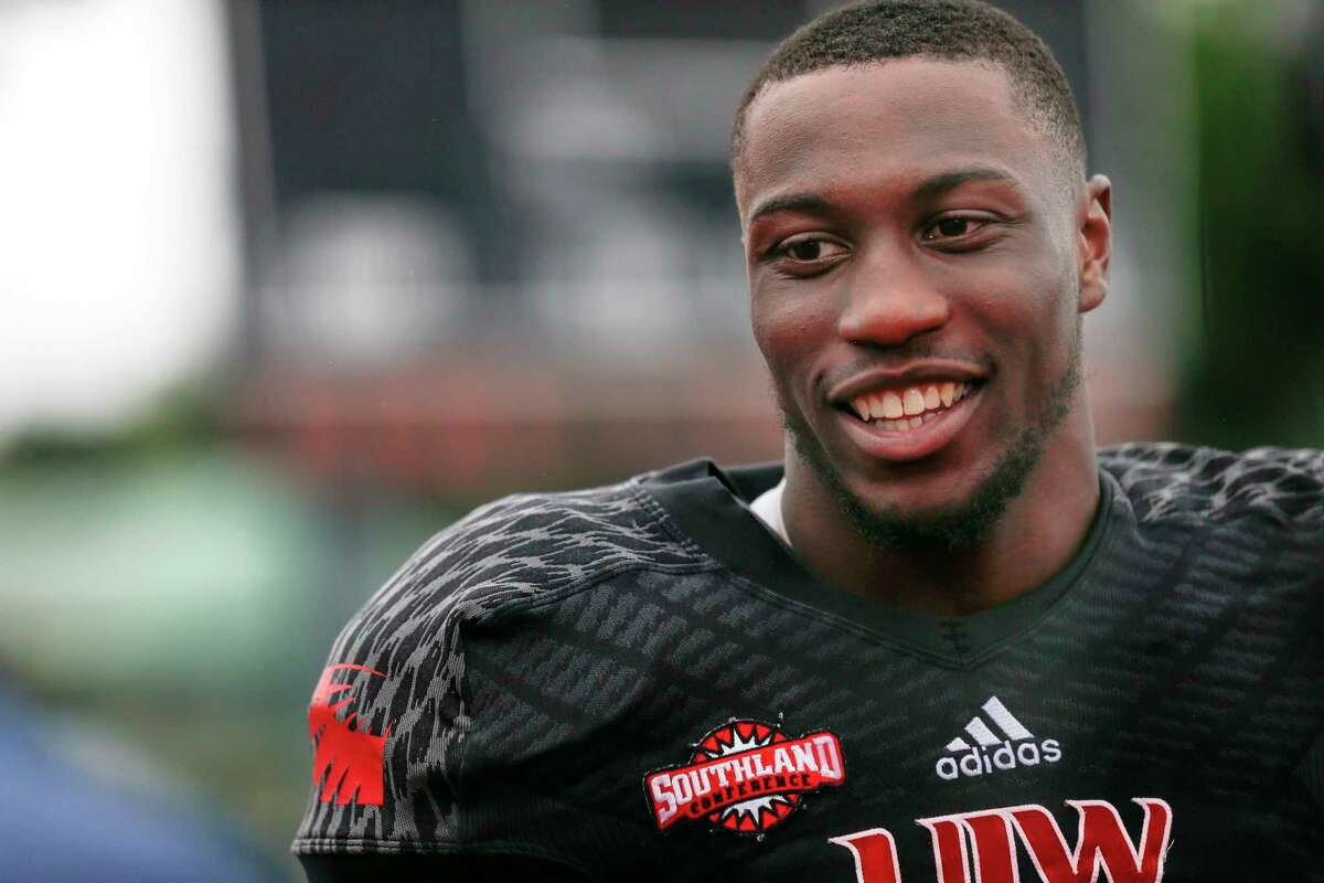 Former Texas A&M QB Zach Calzada takes reins of UIW offense