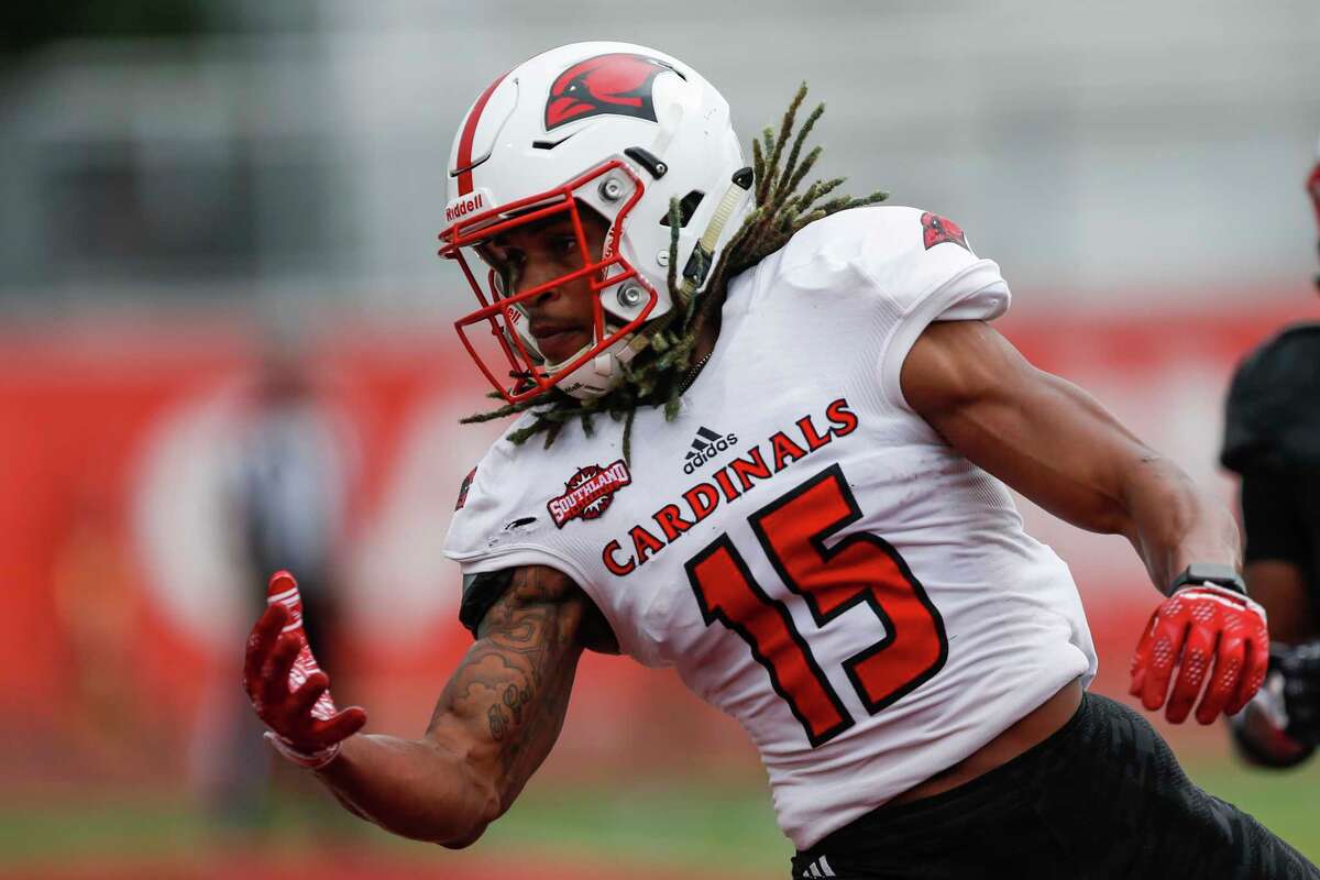 Former Texas A&M QB Zach Calzada takes reins of UIW offense