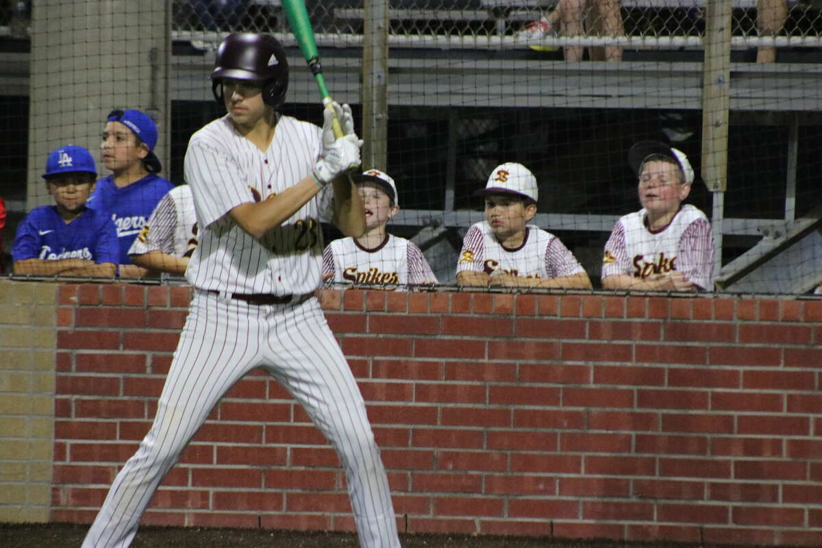 The curveball leads Springer to be a very crafty pitcher for 7 innings