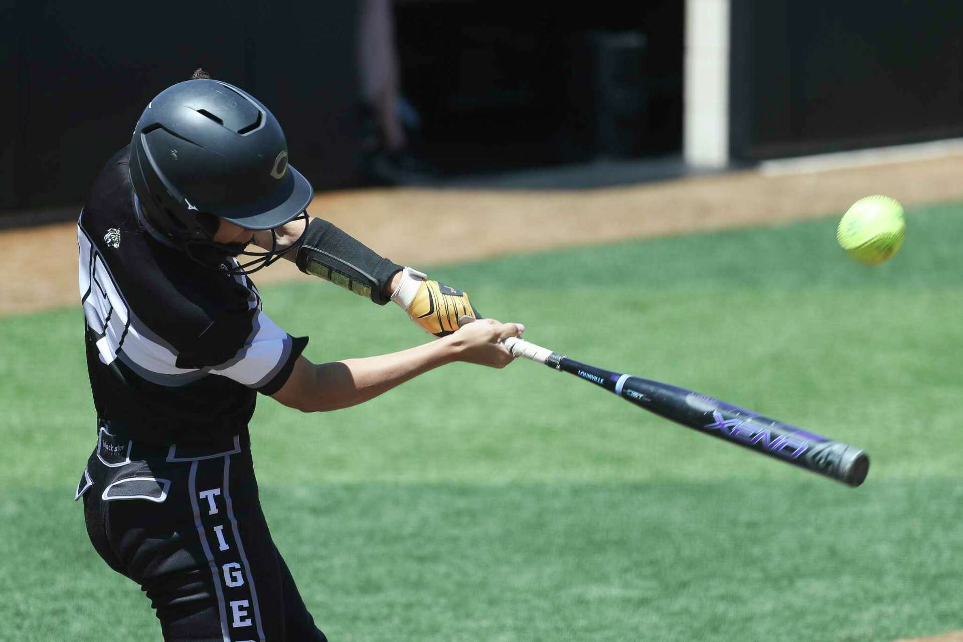 Houston softball top performers: Alisa Sneed delivers for Conroe