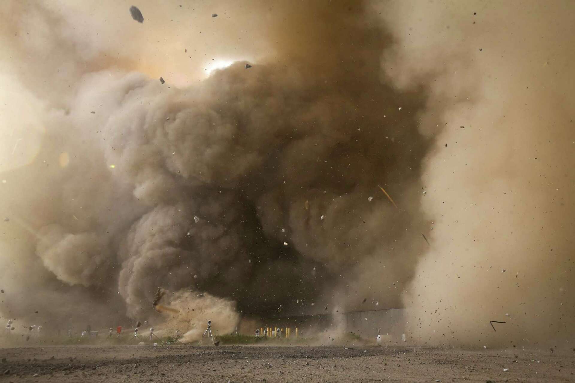 SpaceX Starship launch dumped sand across South Texas, researchers say