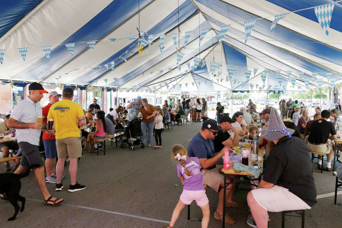 Spring Steins: Fass Brewing hosts German festival in downtown Conroe