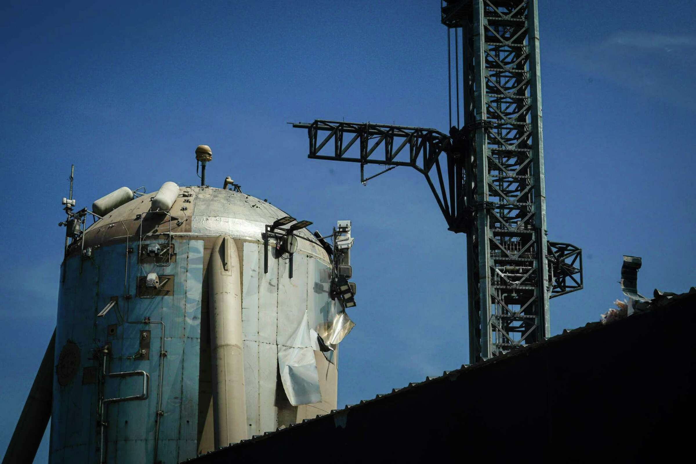 SpaceX Starship’s debris field raises questions amid FAA launch probe