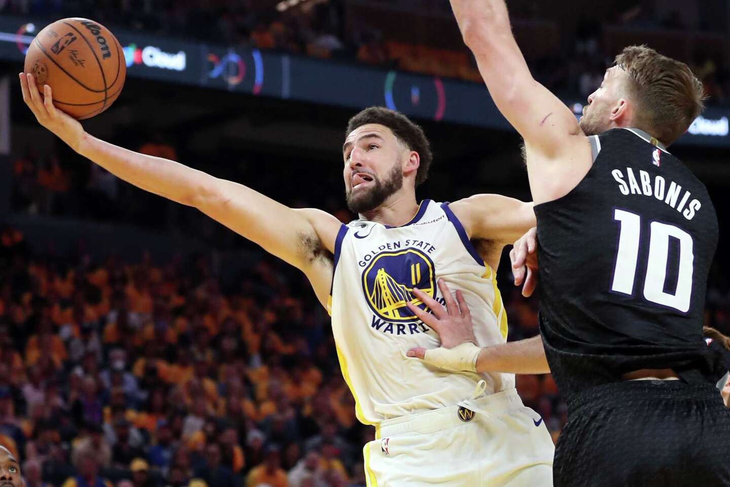 Klay Thompson’s two-way prowess in spotlight as Warriors tie series