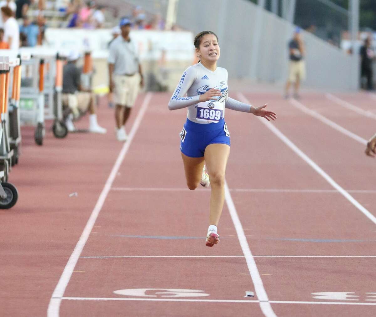 Laredo sends handful of athletes to regional meets