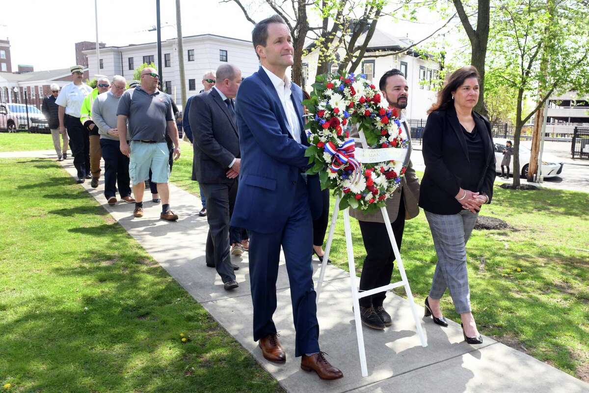Bridgeport remembers 1987 L'Ambiance Plaza collapse