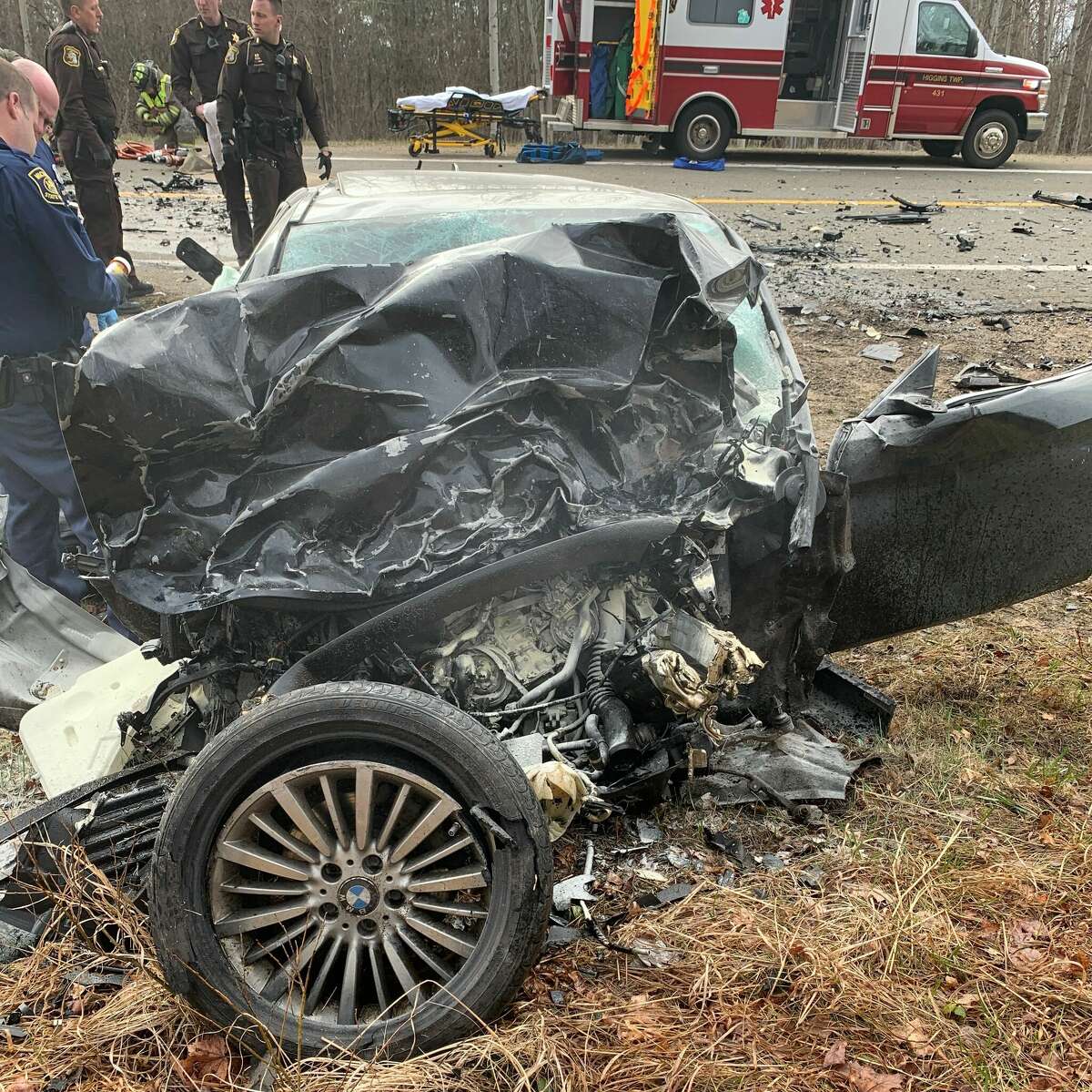 Head-on collision in northern Michigan leaves 3 dead
