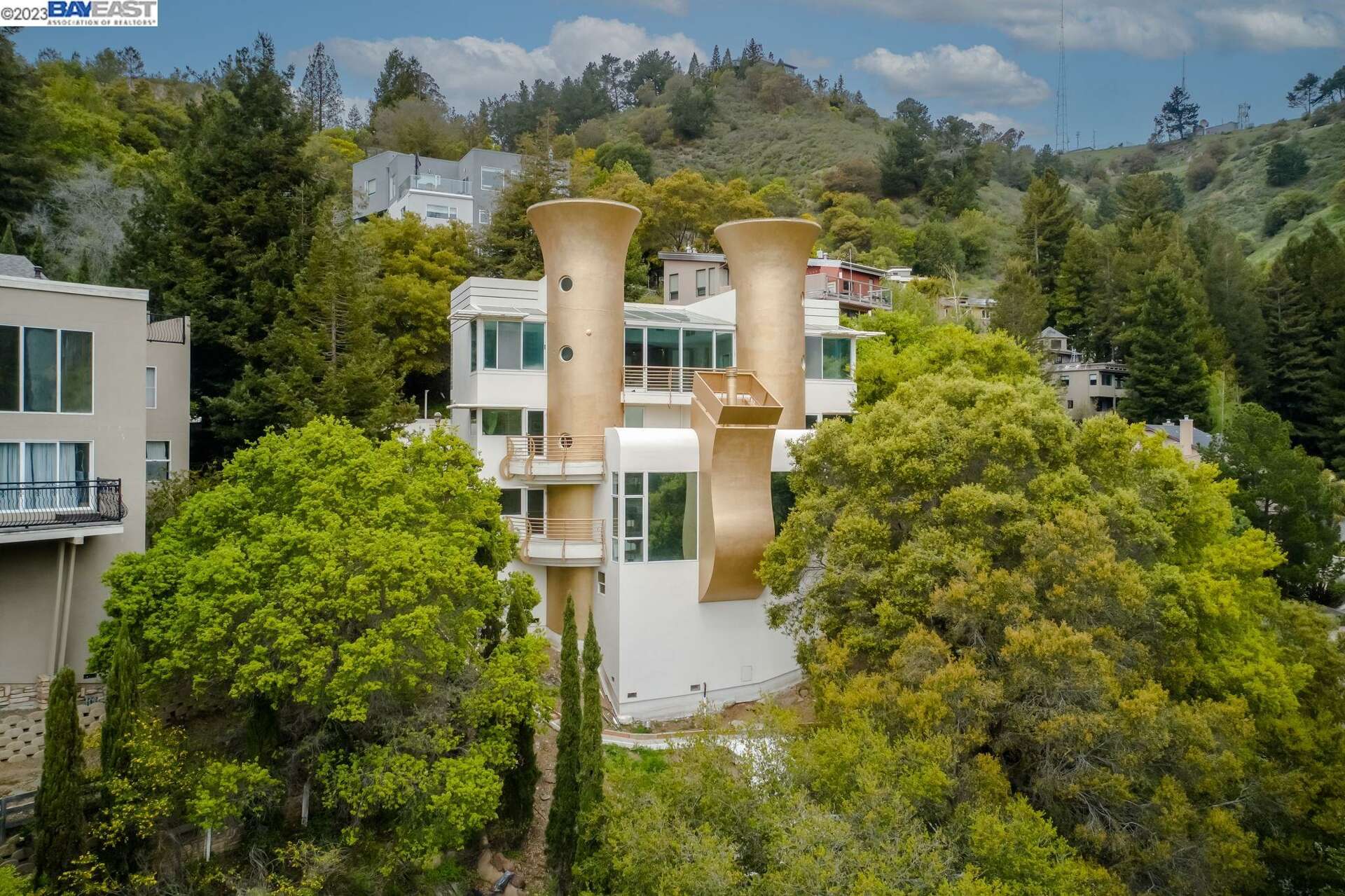 Gold-plated Bay Area mansion gets the internet's attention