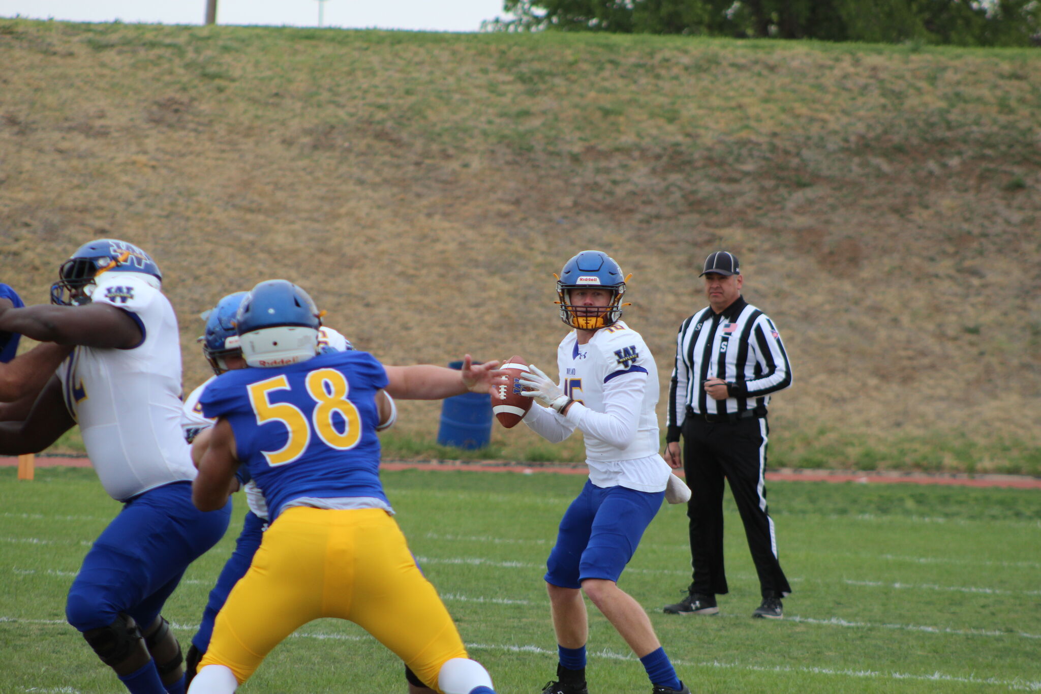 Late game heroics highlight Wayland spring football game