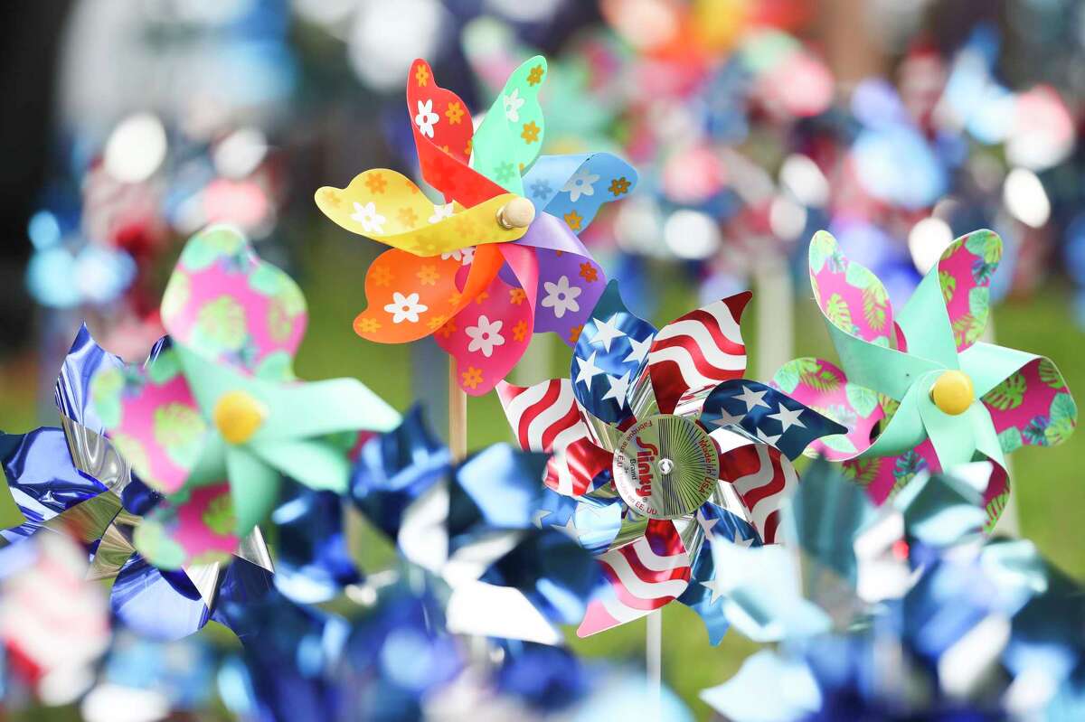 Children's Safe Harbor hosts annual pinwheel awareness project