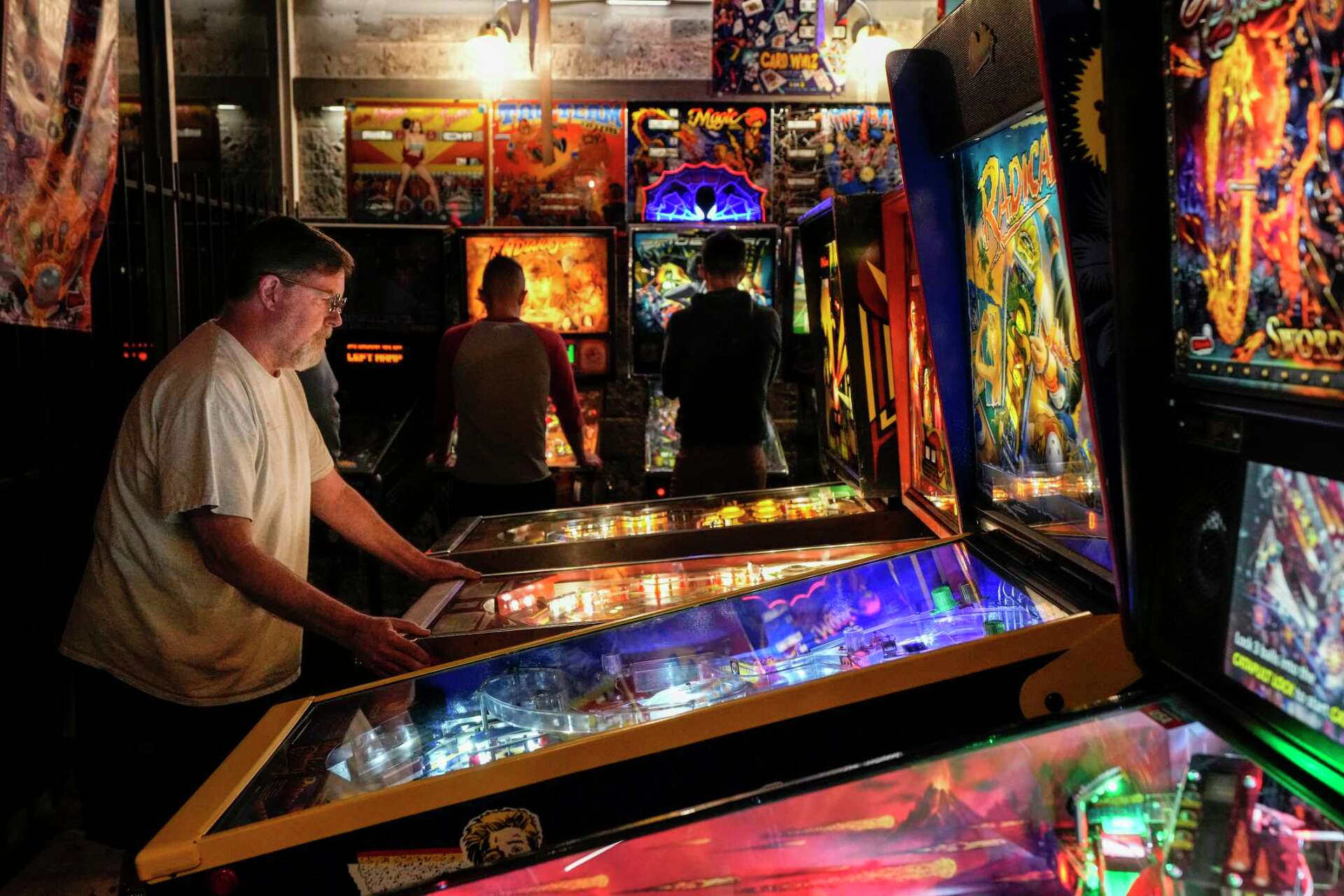 Pinball is bouncing back into the hearts of Texans