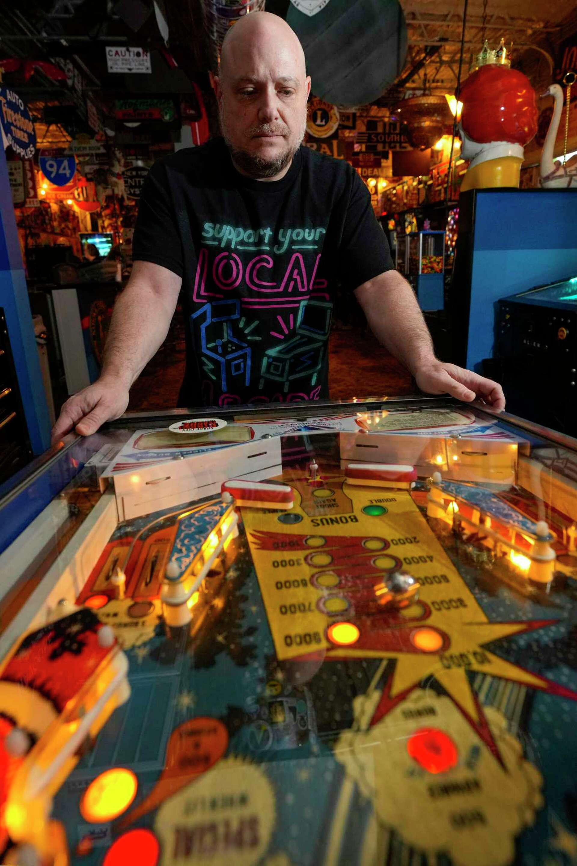 Pinball is bouncing back into the hearts of Texans